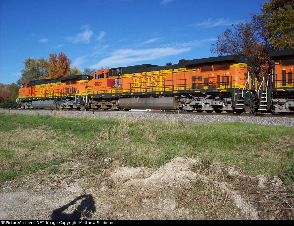 BNSF 4022
